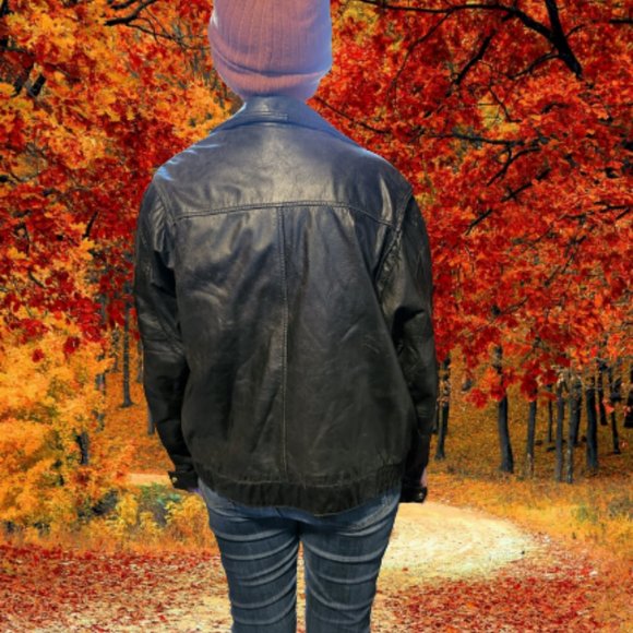 Hunt Club | Jackets & Coats | Vintage Hunt Club Leather Black Bomber ...